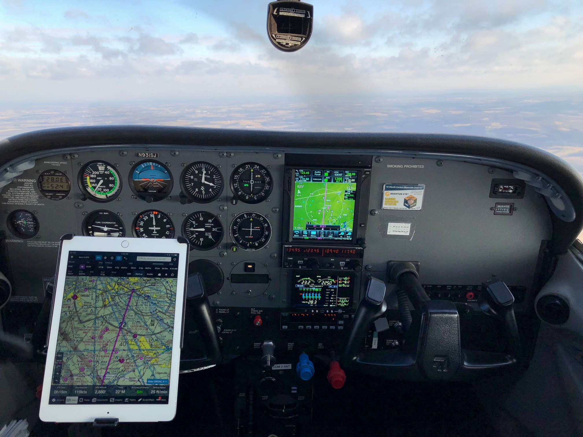 C182S Skylane N931SJ | TSS Flying Club